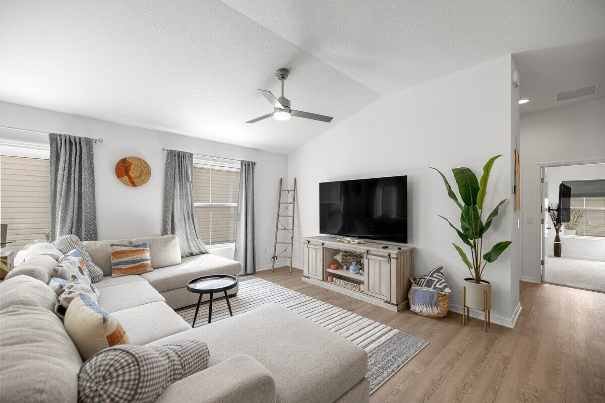 Cozy 2br With Golfcart | 5 Mins To Eastport Sq. - Wildwood, FL