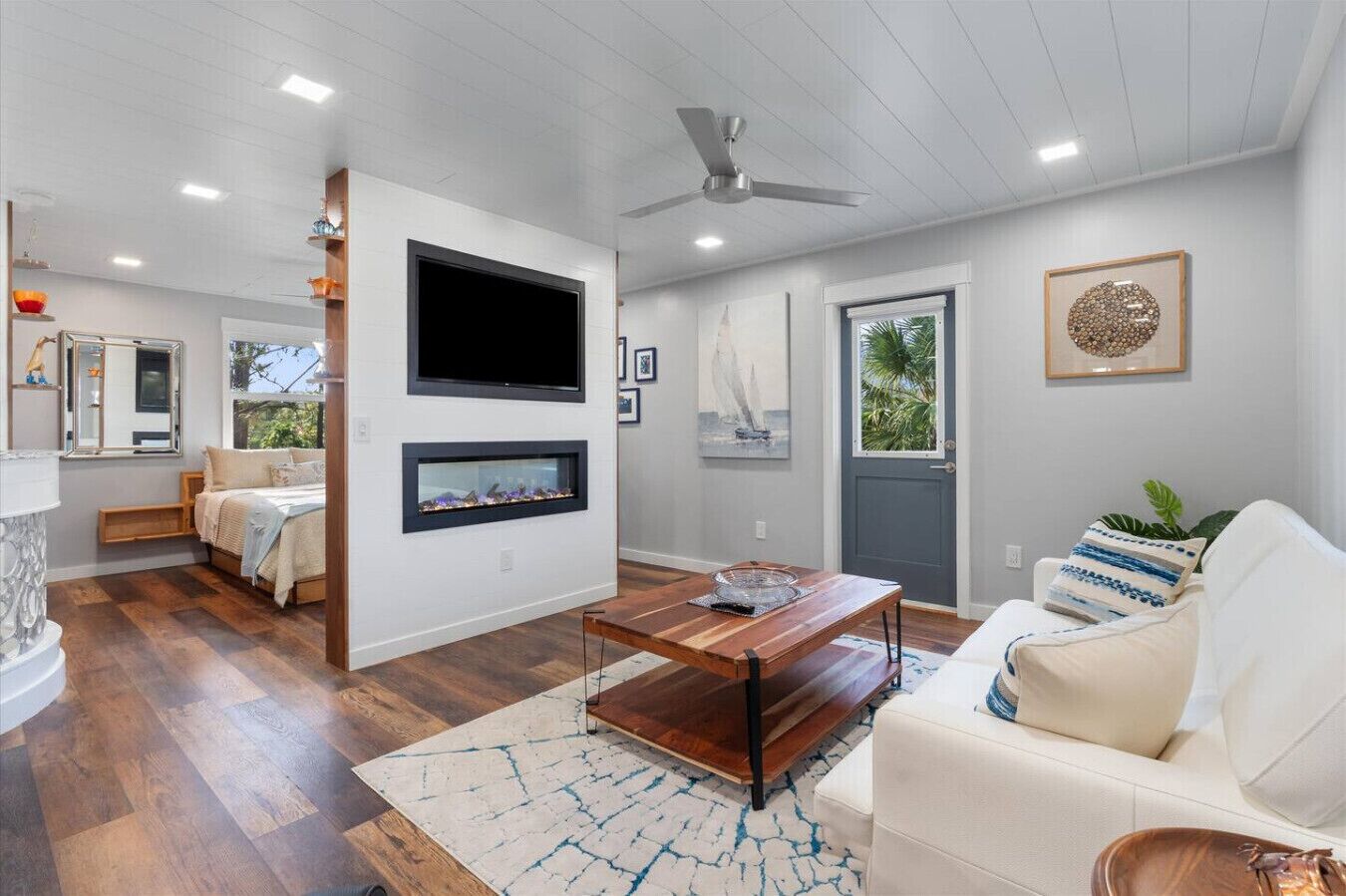 Artisan Oasis  Hand-built Charm - Jupiter, FL