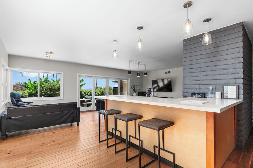 Relax & Play: Pool, Golf Simulator, Gym And Powerful Ac - Valencia Park - San Diego