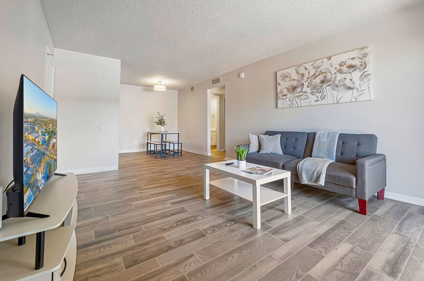 Pool -Gym- Great For Mid/long Stays - Mesa, AZ