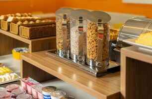 Pequeno-almoço tipo buffet diário incluído