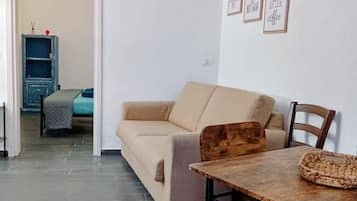 Apartamento Familiar, pátio | Interior