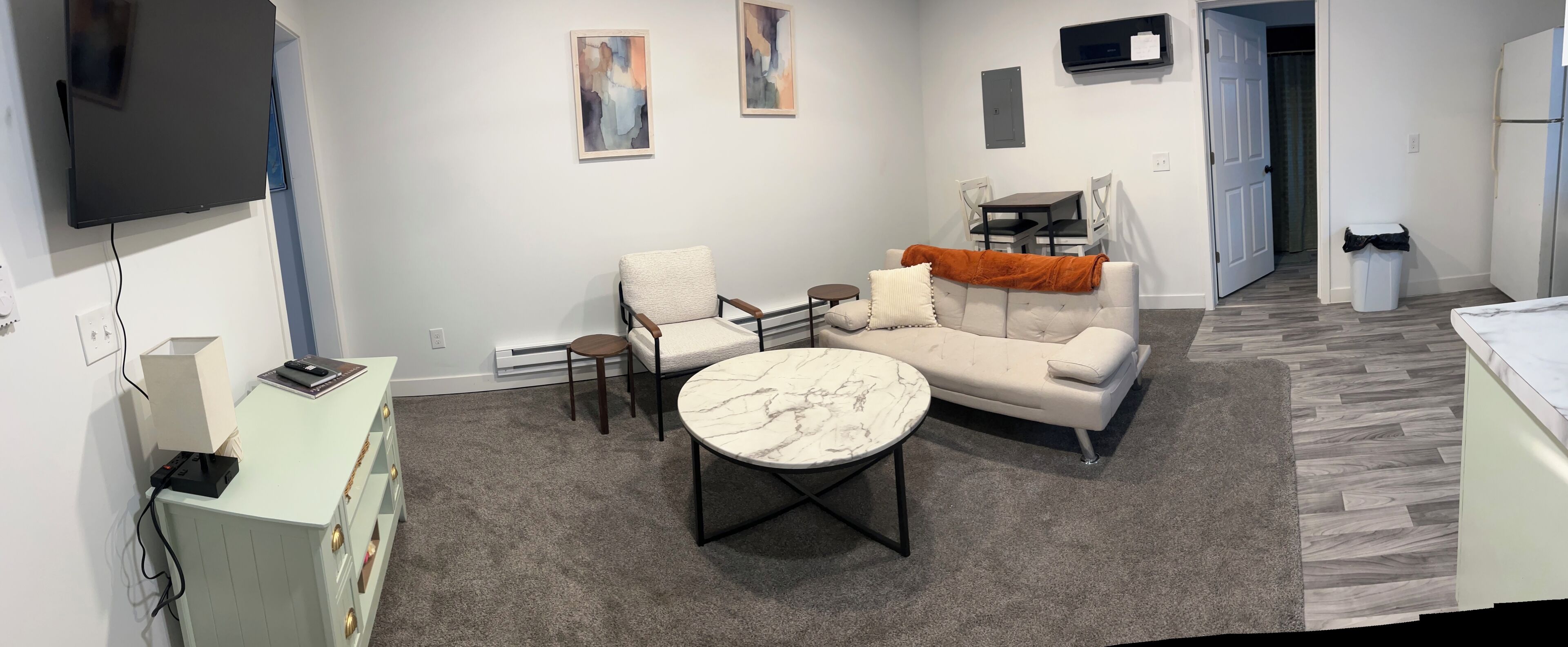 Beautiful Apt, Serene Design In Bay City-perfect For A Getaway,close To Downtown - Bay City, MI