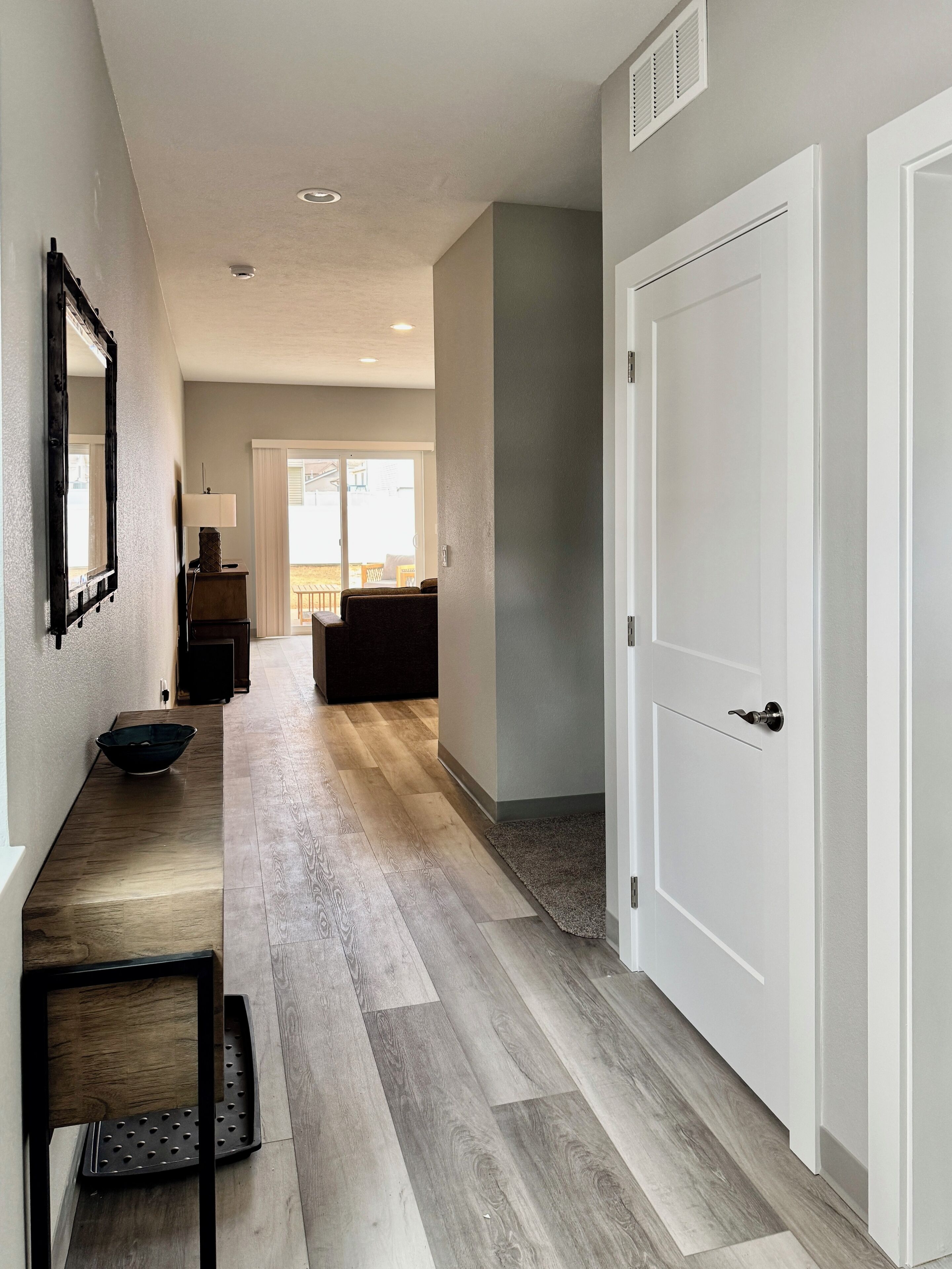 Modern Spokane Valley Retreat  Spacious  Stylish  Great For Families & Groups - Liberty Lake, WA