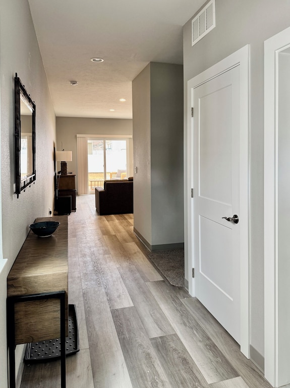 Modern Spokane Valley Retreat Spacious Stylish Great For Families & Groups - Liberty Lake, WA