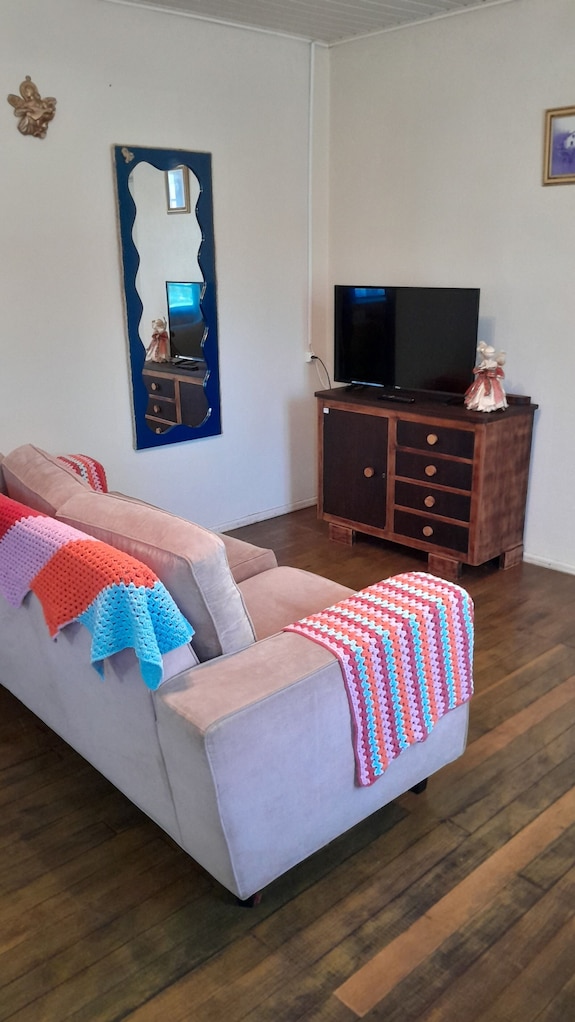 Casa Foresti,historica,em Meio A Natureza,para Família Ou Grupo De Amigos.... - Farroupilha