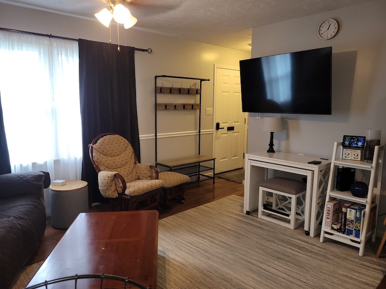 Convenient Is An Understatement! Closest To All The Eateries, Hotels & Shopping! - Brush Creek Falls, Athens