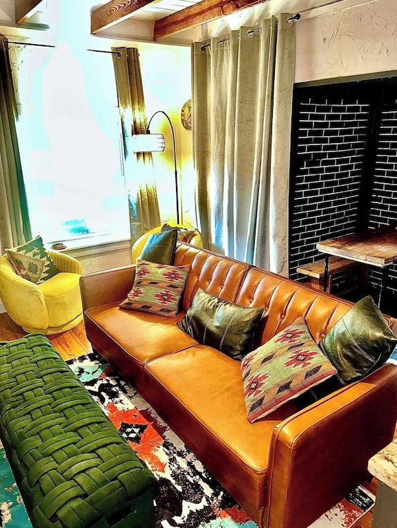 Apache Cabin Near Lake Whitney - Lake Whitney, TX