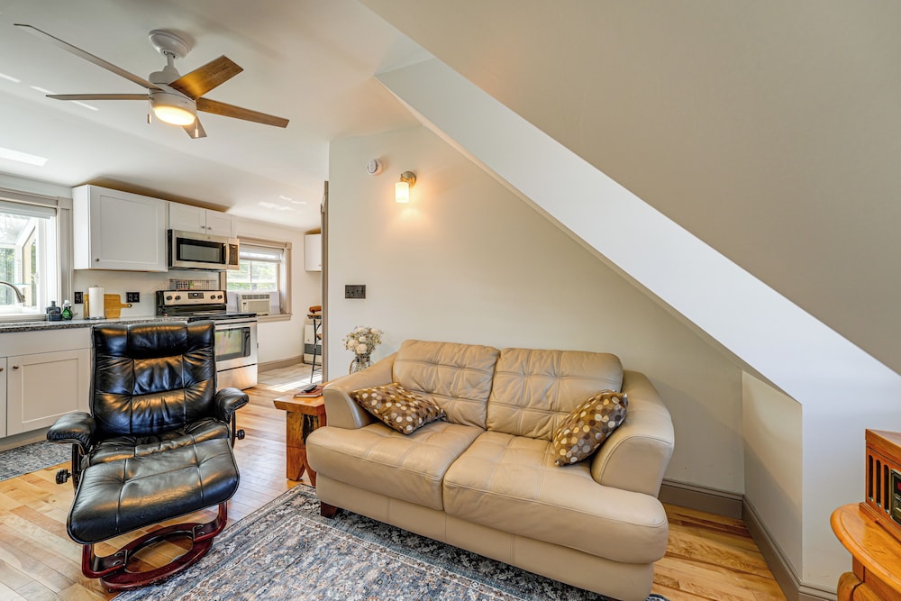 Charming Apt W/ Shared Outdoor Space In Lisbon! - Brunswick, ME