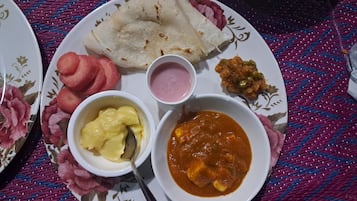 Comida e bebidas
