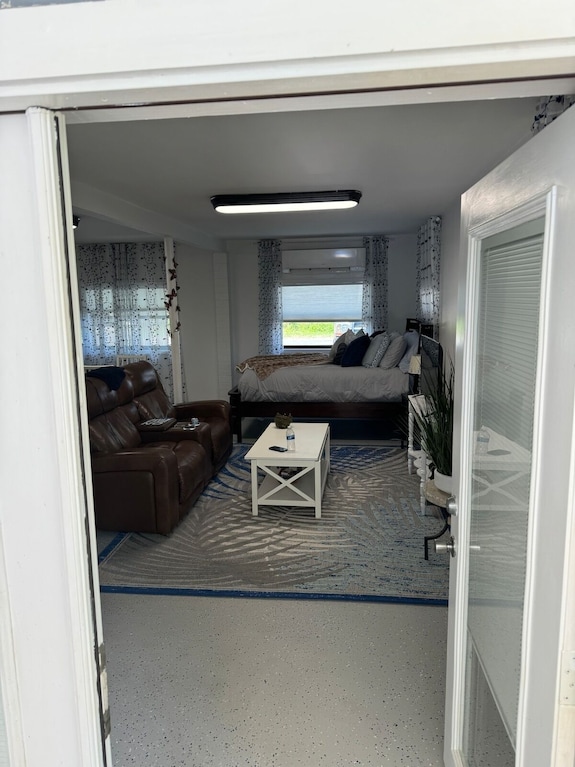 A Pierson Studio Home By The River - Lake George State Forest, De Leon Springs