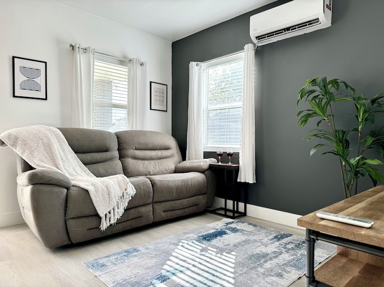 Peaceful 1bd King Bed Private Condo - Fort Lauderdale-Hollywood Airport (FLL)