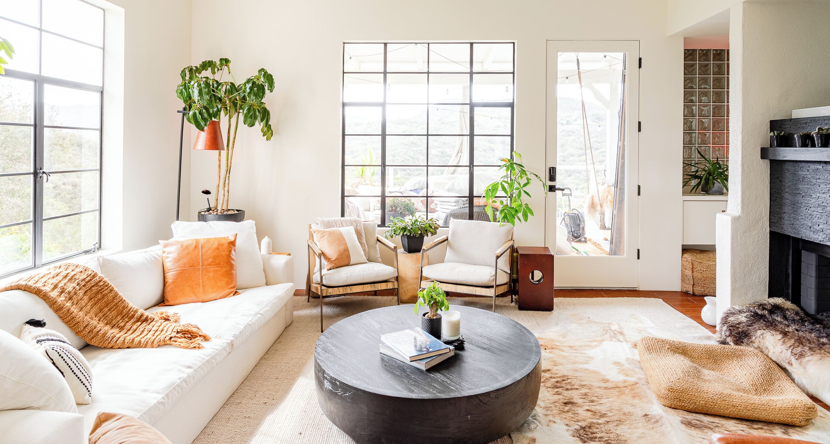 Bohome Reserve : Topanga Designer Sunlit Home + Canyon Views - Calabasas, CA