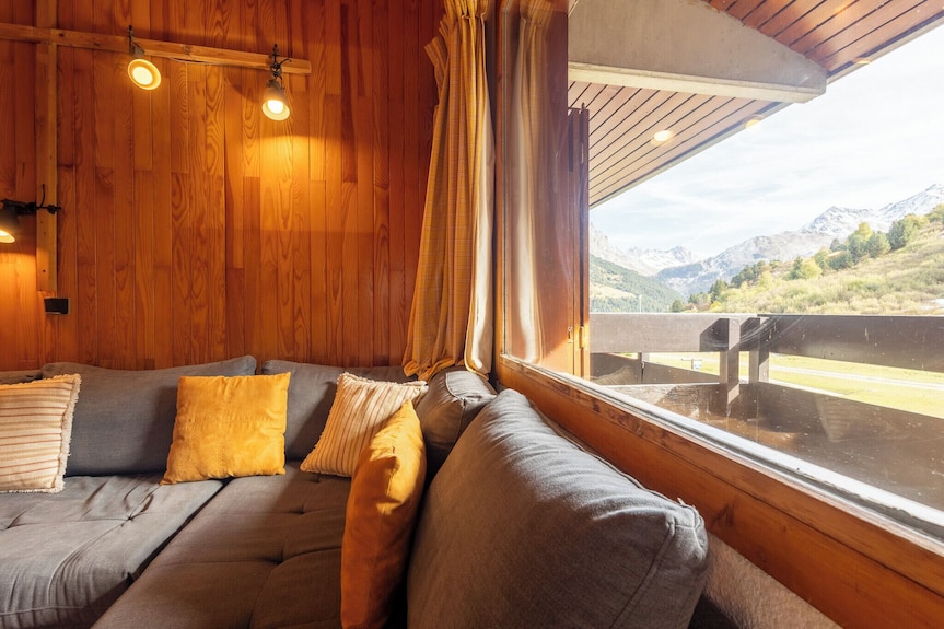 Creux De L'ours #172 - 9 Guests - Ski In - Ski Out - Courchevel 1850