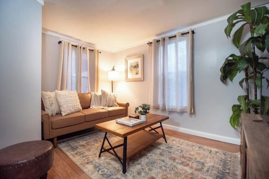 The Onion Ranch, 2 Bed With Free Onsite Parking - Burlington, VT