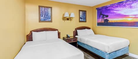 Quarto standard, 2 camas de casal, para não fumantes | Escrivaninha, Wi-Fi de cortesia