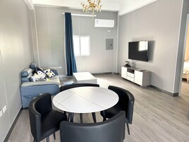 Suíte família, vista para a cidade | Vista do quarto