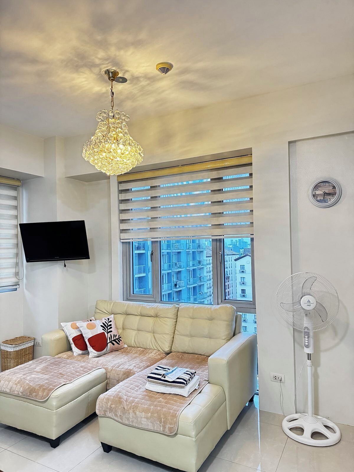 Chic Unit W/balcony & Pool View - W/free Wifi & Netflix By Naia T3 Airport - マカティ