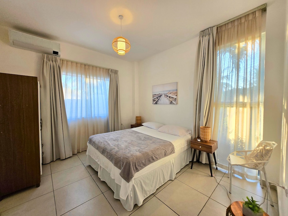 Spacious Modern Beach Villa w/ Private Pool, Jacuzzi, San Blas, Surf ...
