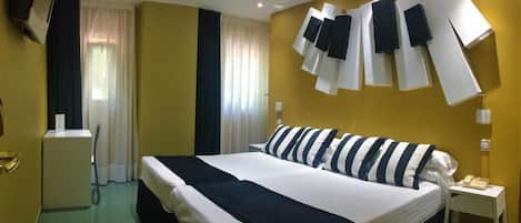 Quarto duplo luxo, 1 cama de casal | Roupas de cama premium