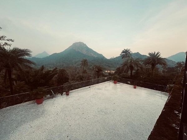 Hotel Grand Valley By Shri Hari Niwas - Mount Abu