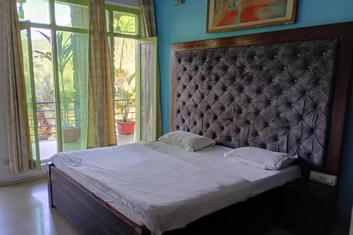 Quarto Duplo Deluxe, vista para a montanha | Wi-fi grátis, roupa de cama fornecida