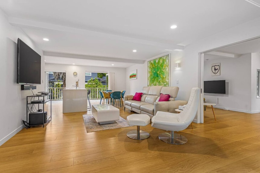 Executive Home St Heliers| By Furnished Rentals - Auckland