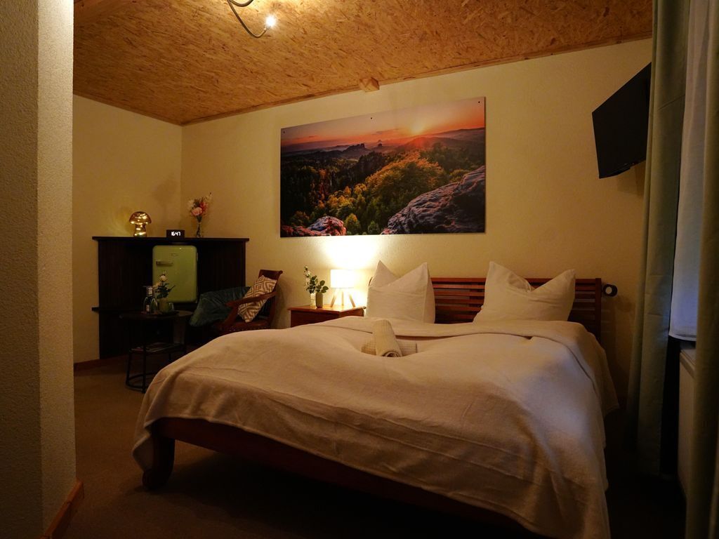 Double Room Schrammsteine - Without Breakfast - - Pension Zum Historischen - Pirna