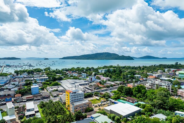 Phuket Five Fortune Holiday Hotel - Phuket