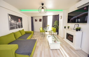 Apartamento Familiar, varanda | Sala de estar