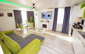 Apartamento Familiar, varanda | Sala de estar