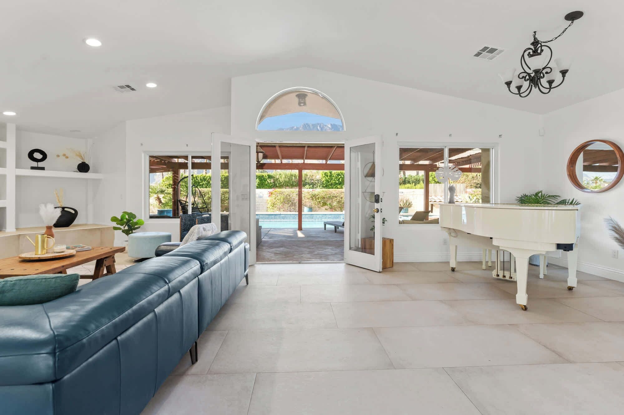 Palm Springs Paradise Escape, 3br, Pool & Spa - Desert Hot Springs, CA