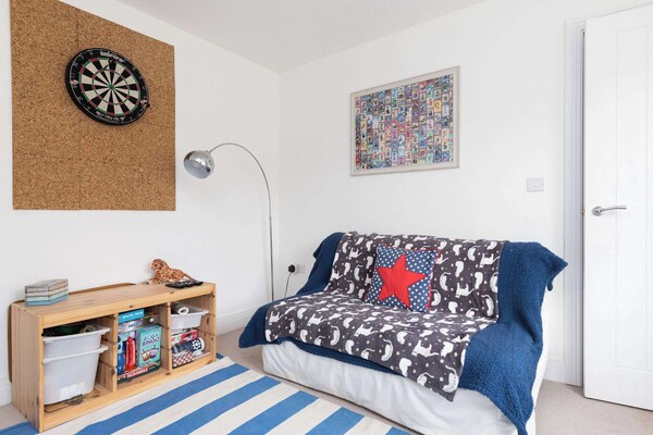 Modern Family Retreat Nr Beaches And Marina - West Wittering
