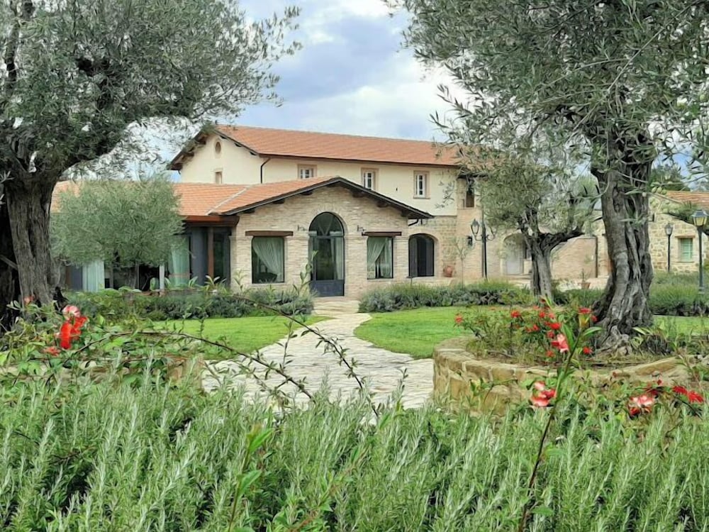 Borgo Sante Country House - Perugia