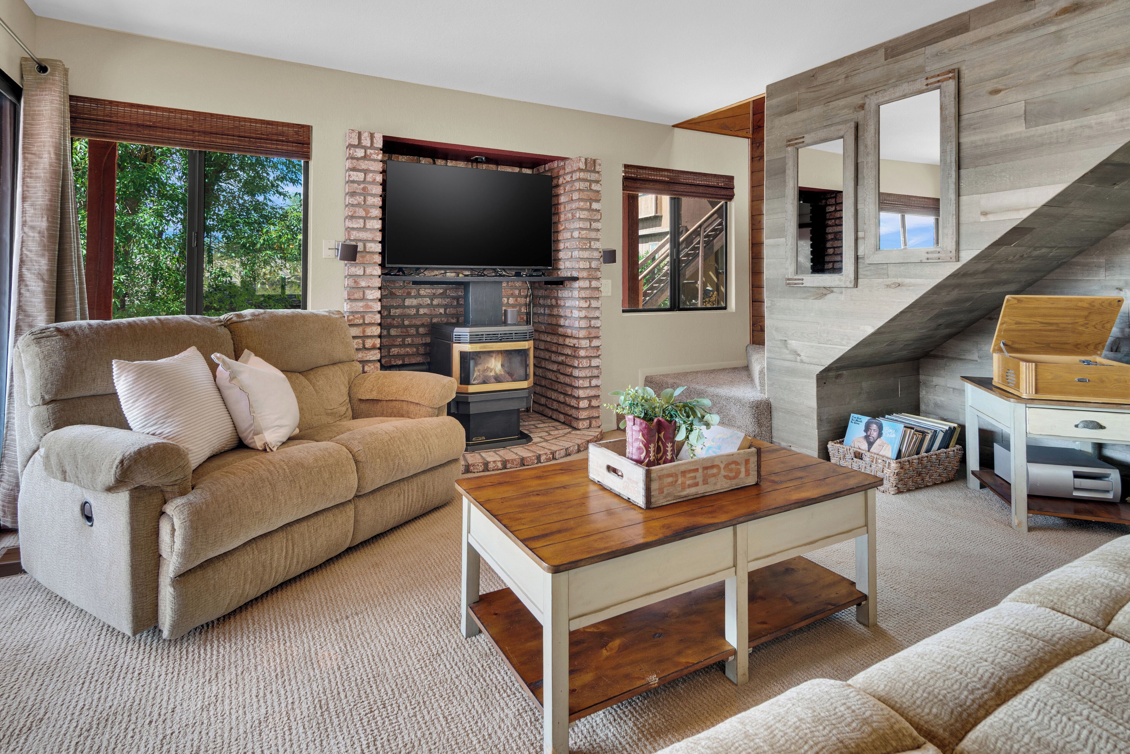 Lake Views + Game Room | Oak Shores, Lake Nacimiento | Naci Lakeview Retreat - Lake Nacimiento, CA
