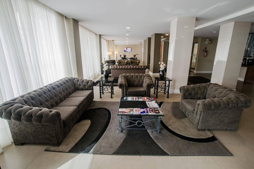 Elegant Executive Double Twin Room In Curitiba For A Memorable City Stay - Curitiba