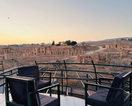 Vista do alojamento. Jerash Hotel