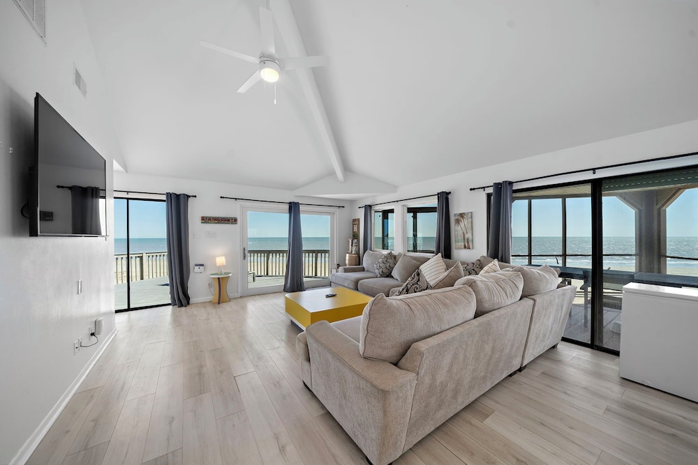 Pirates Beach Retreat By Ryson Vacation Rentals - Galveston