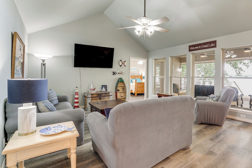 Bring Your Boat! Lakefront Home W/ Dock In Grove - Grove, OK