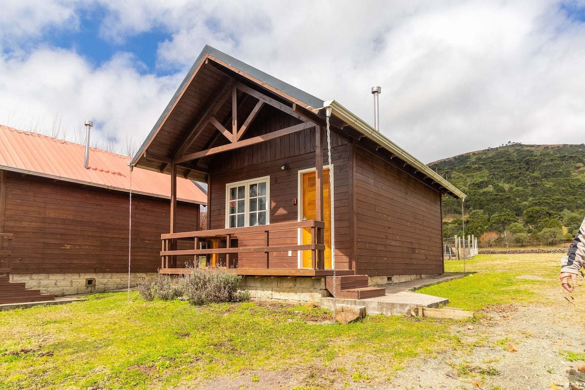 Cabana de Madeira Comfort, vista para o jardim | Comodidade do quarto