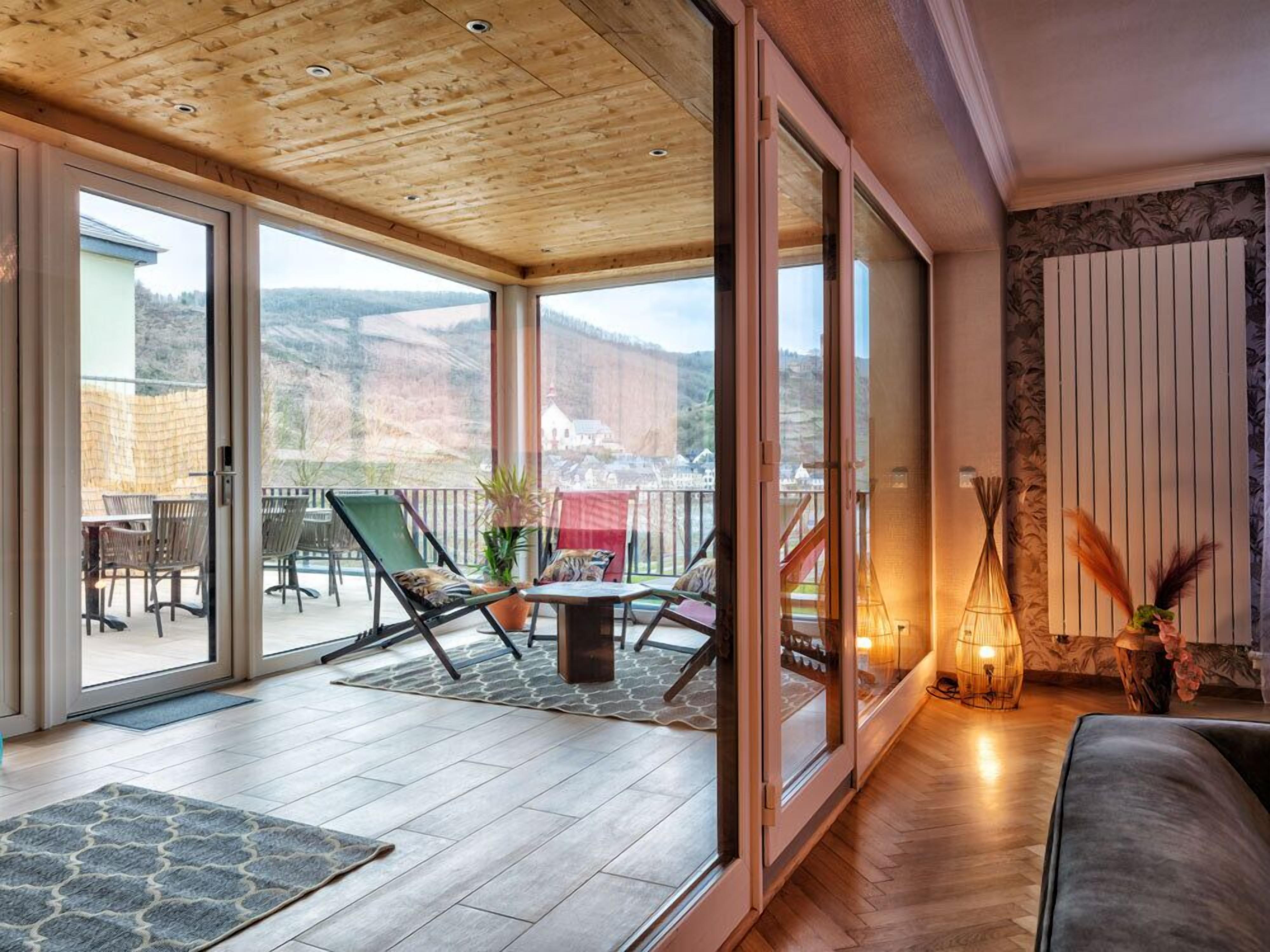 Deluxe Appartment - 1-6 Personen - 3 Schlafzimmer - Valwig