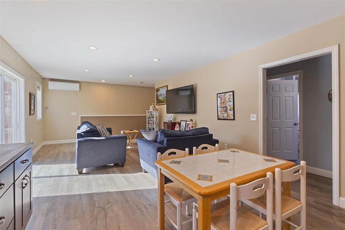 Serene & Charming 2br Guest Apartment  Near Trails & Downtown Portland - Portland