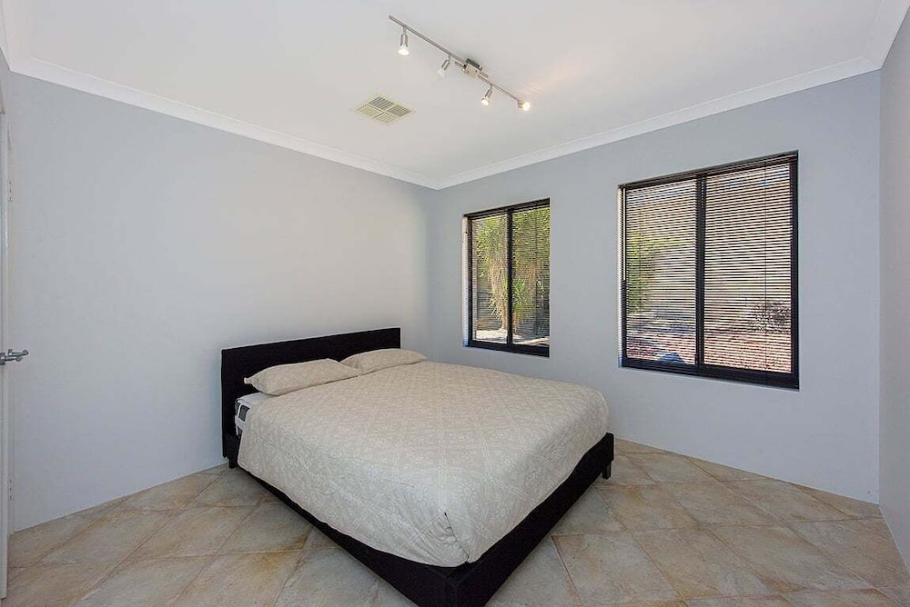 Seacrest – Luxurious Holiday Home - Bunbury | Vrbo