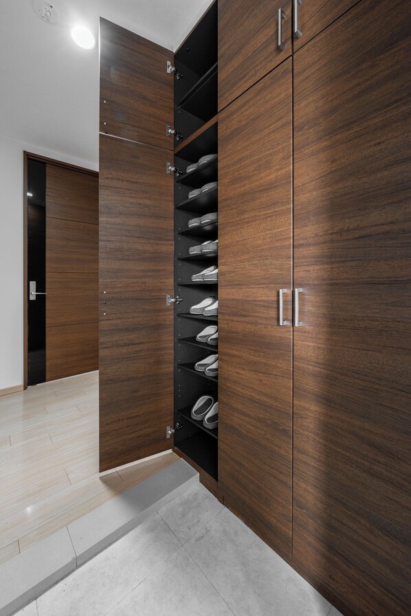 Entrada (vista interior)