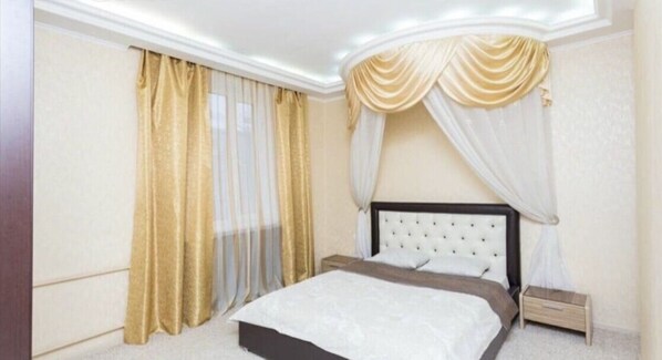 Apartamento Comfort, Vista para a cidade | Cortinas/cortinados opacos, ferro/tábua de engomar, Wi-fi grátis 