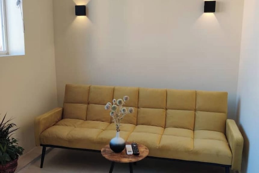 Charming Duplex For 6 In The Heart Of Saranda Steps From The Beach - Sarandë