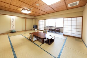 Quarto em estilo japonês, não fumadores | Wi-fi grátis 