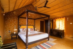 Quarto de Luxo, varanda | Wi-fi grátis