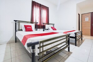 Quarto Twin Deluxe | Wi-fi grátis, roupa de cama fornecida