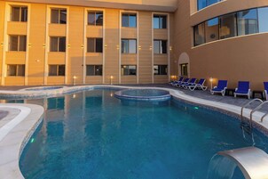 Piscina externa